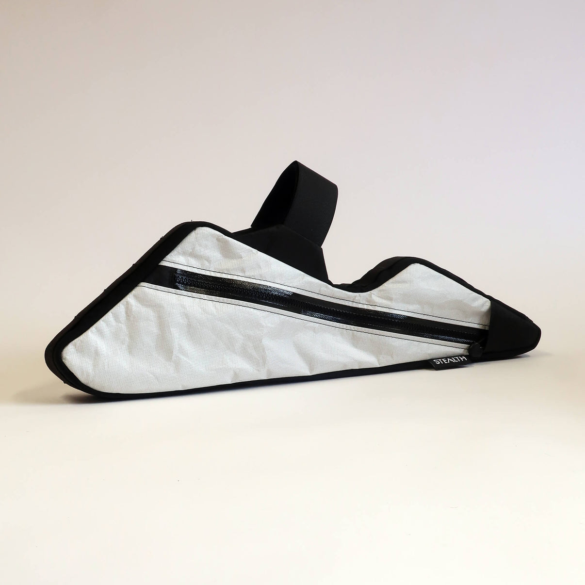 Custom Full Frame Bag - Single Zip | Stealth Adventure Equipment